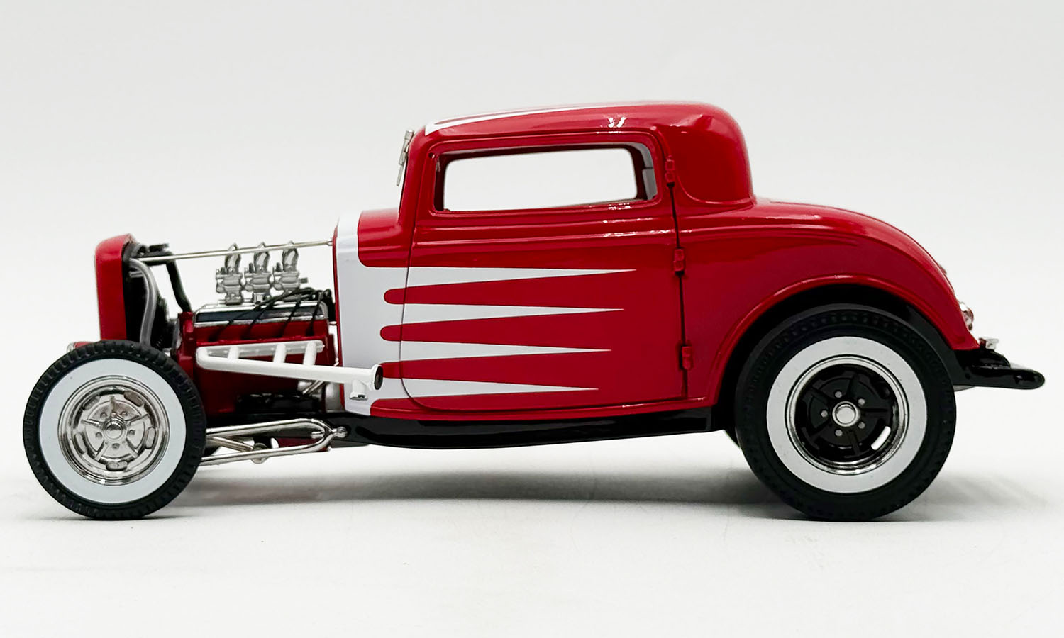 1932 Ford 3 Window - Peppermint Twist – Nice Car Collection