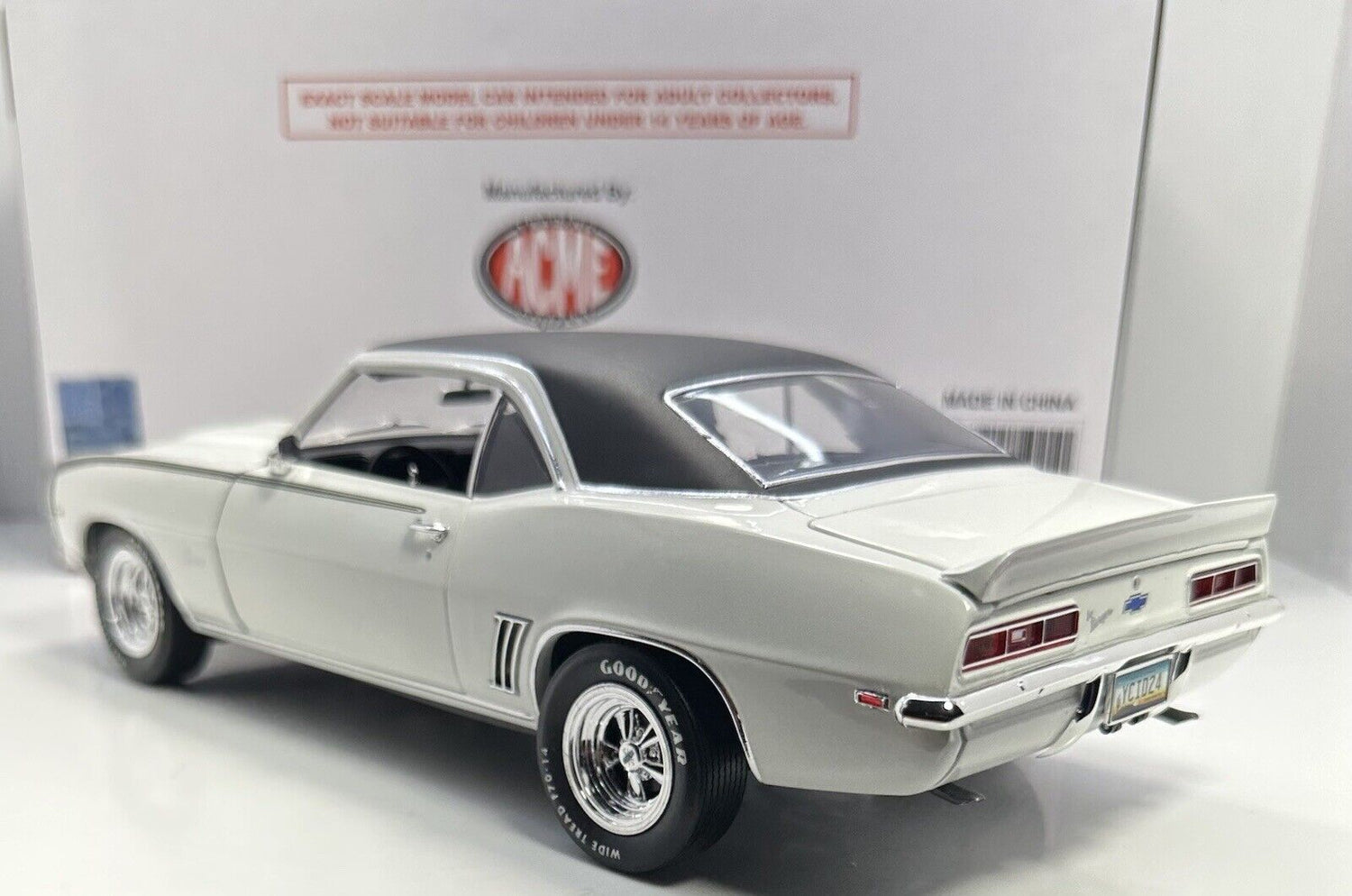 1969 CHEVROLET COPO 427 CAMARO WHITE VT – Nice Car Collection